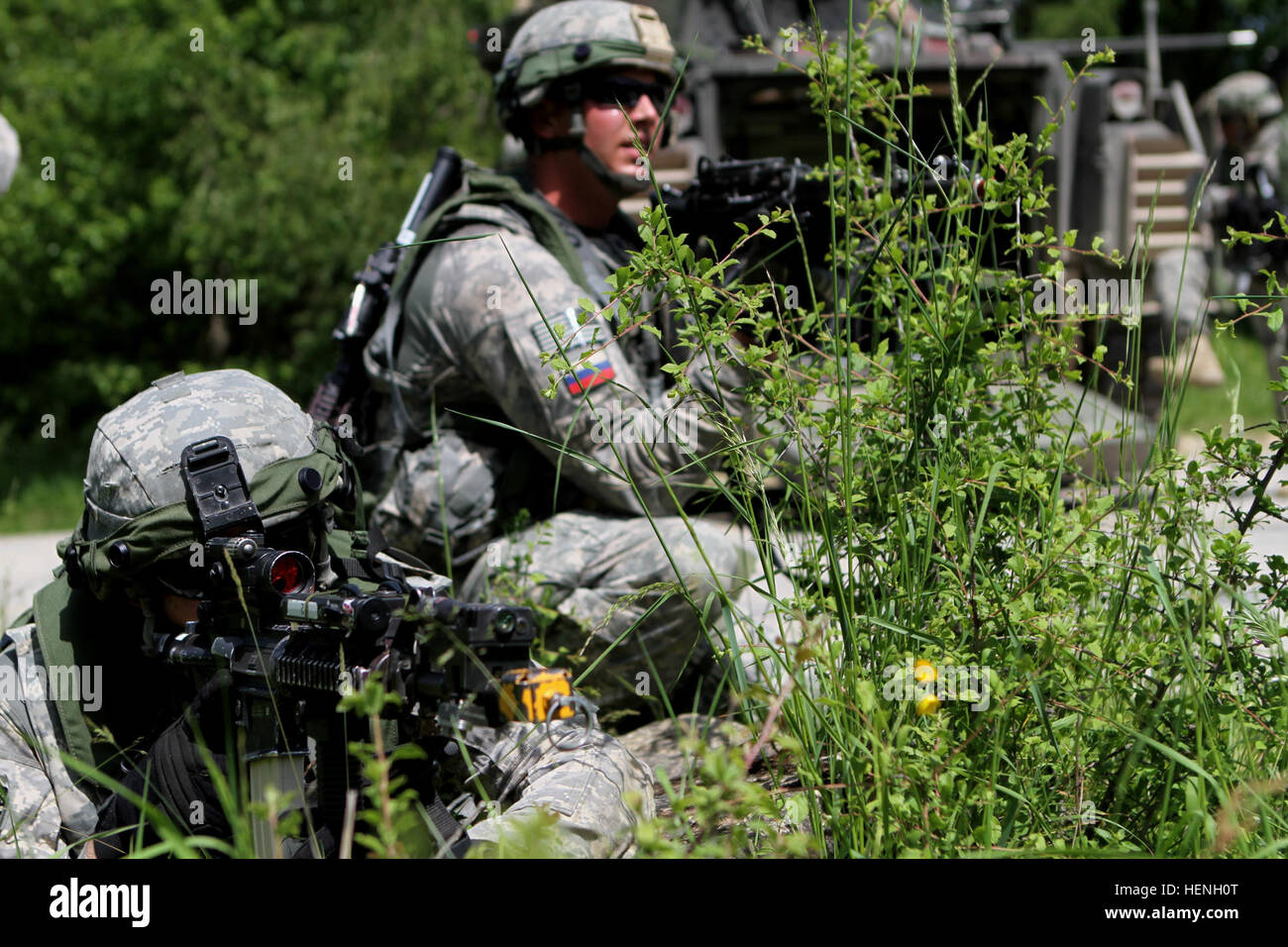 Military Police with Company B, 91st Brigade Engineer Battalion, 1st ...