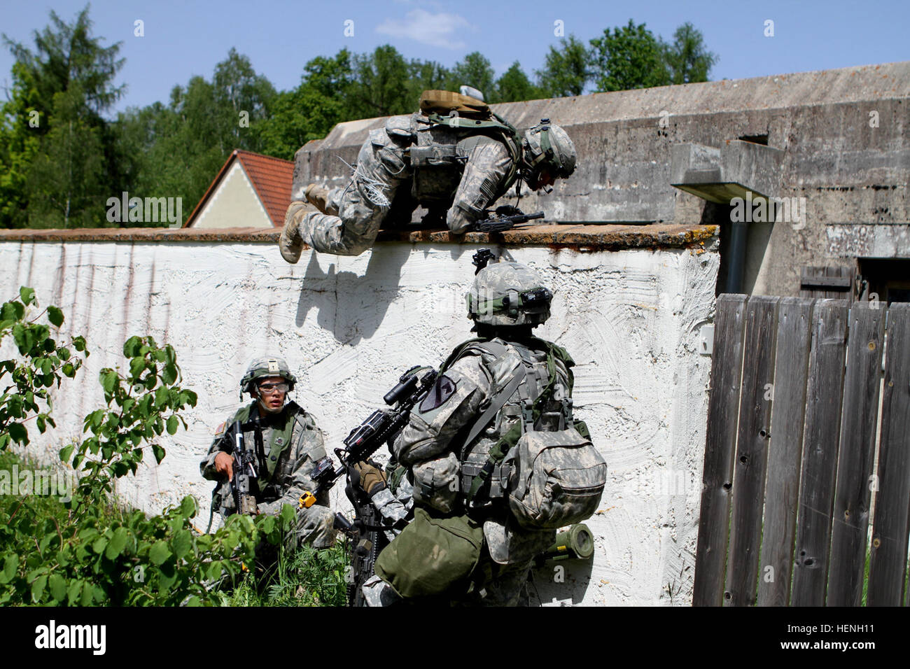 115 military police hi-res stock photography and images - Alamy