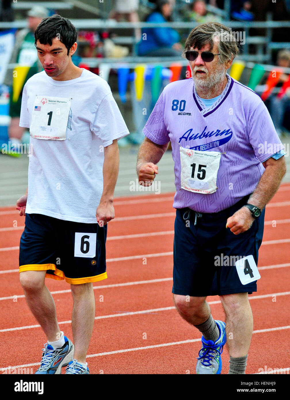 Bob Logan, Auburn Parkstriders, keep the competition close during the ...