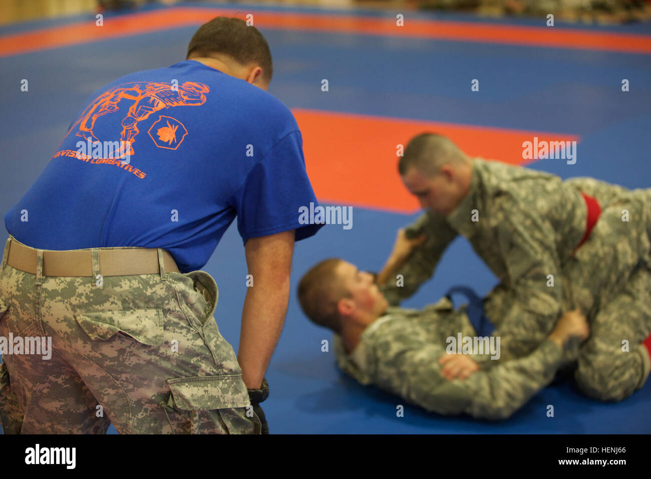 U.S. Army Staff Sgt. Scott Taylor, assigned to 3rd Brigade, 98th ...