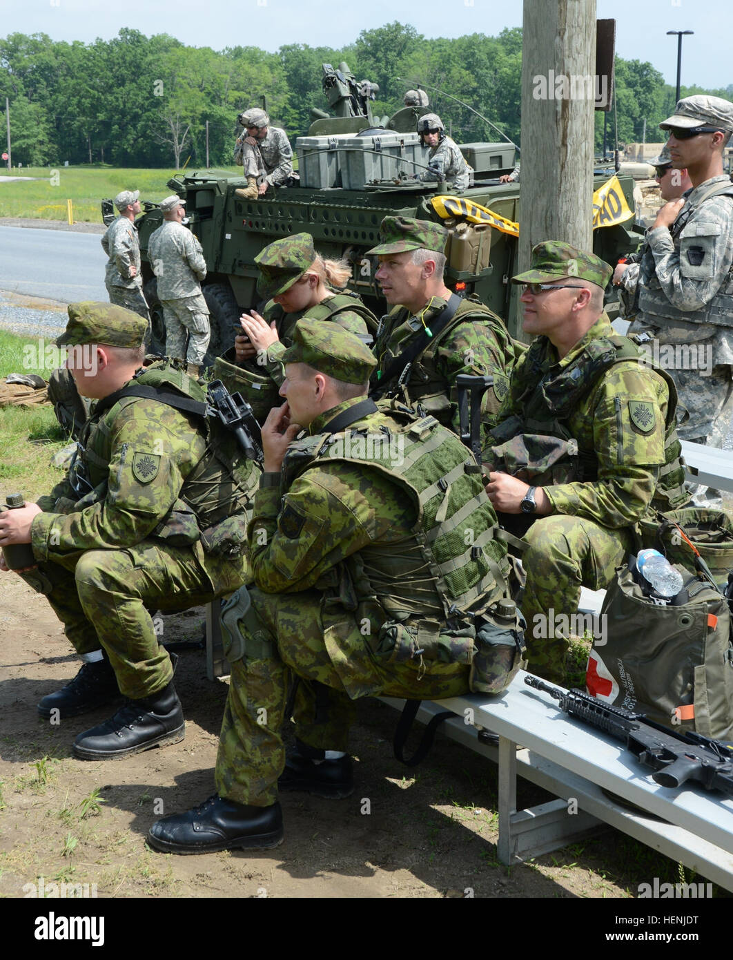 Pennsylvania National Guard soldiers from the 28th Infantry Division ...
