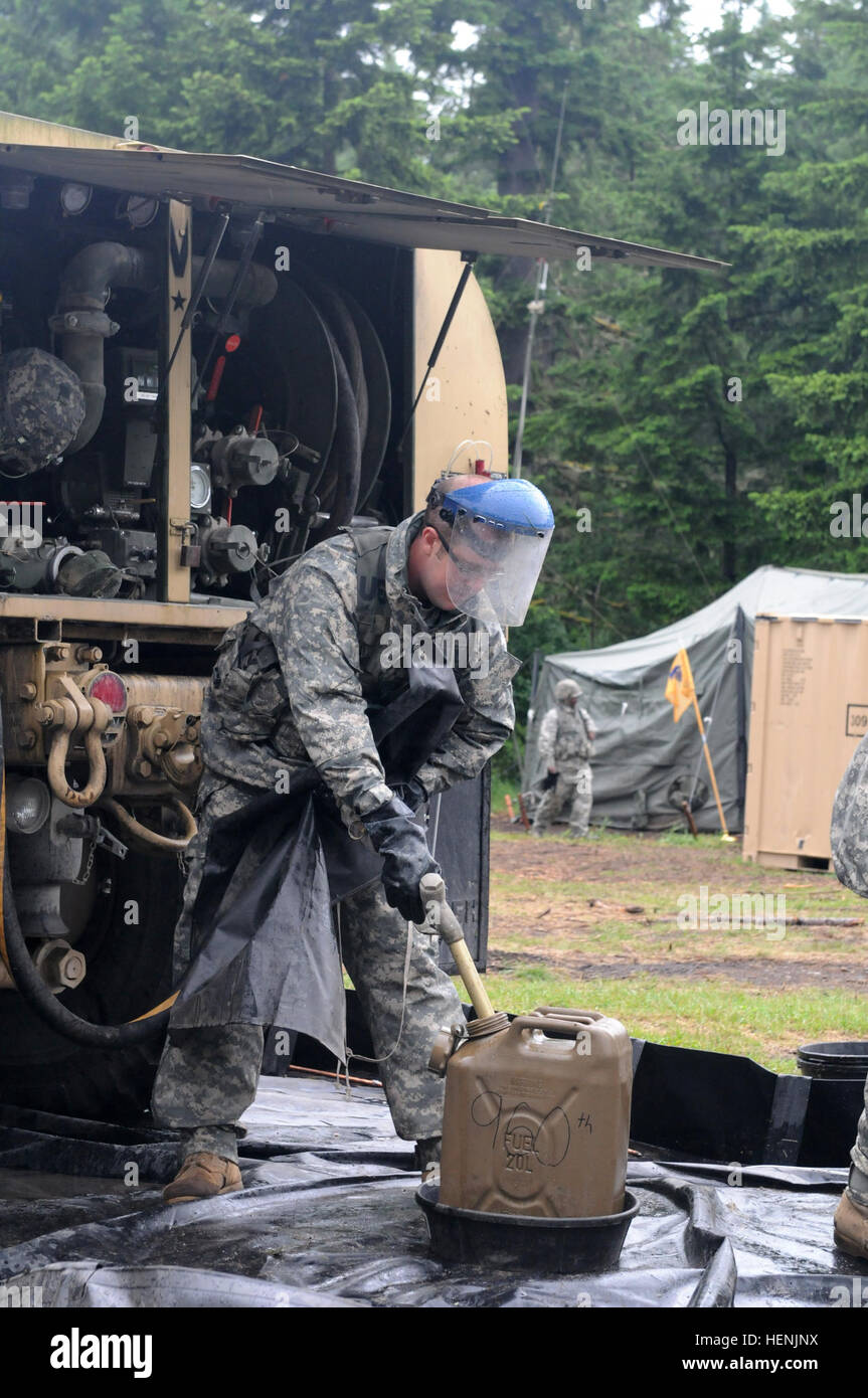 Us army water tank hi-res stock photography and images - Alamy