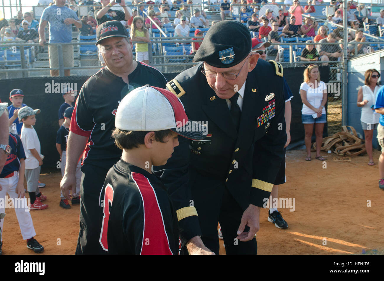 Army Reserve Soldiers from U.S. Army Civil Affairs and Psychological ...