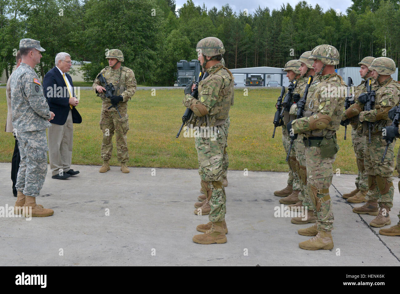 U.S. Army Gen. Carter Ham (ret.) meets Georgian soldiers during ...