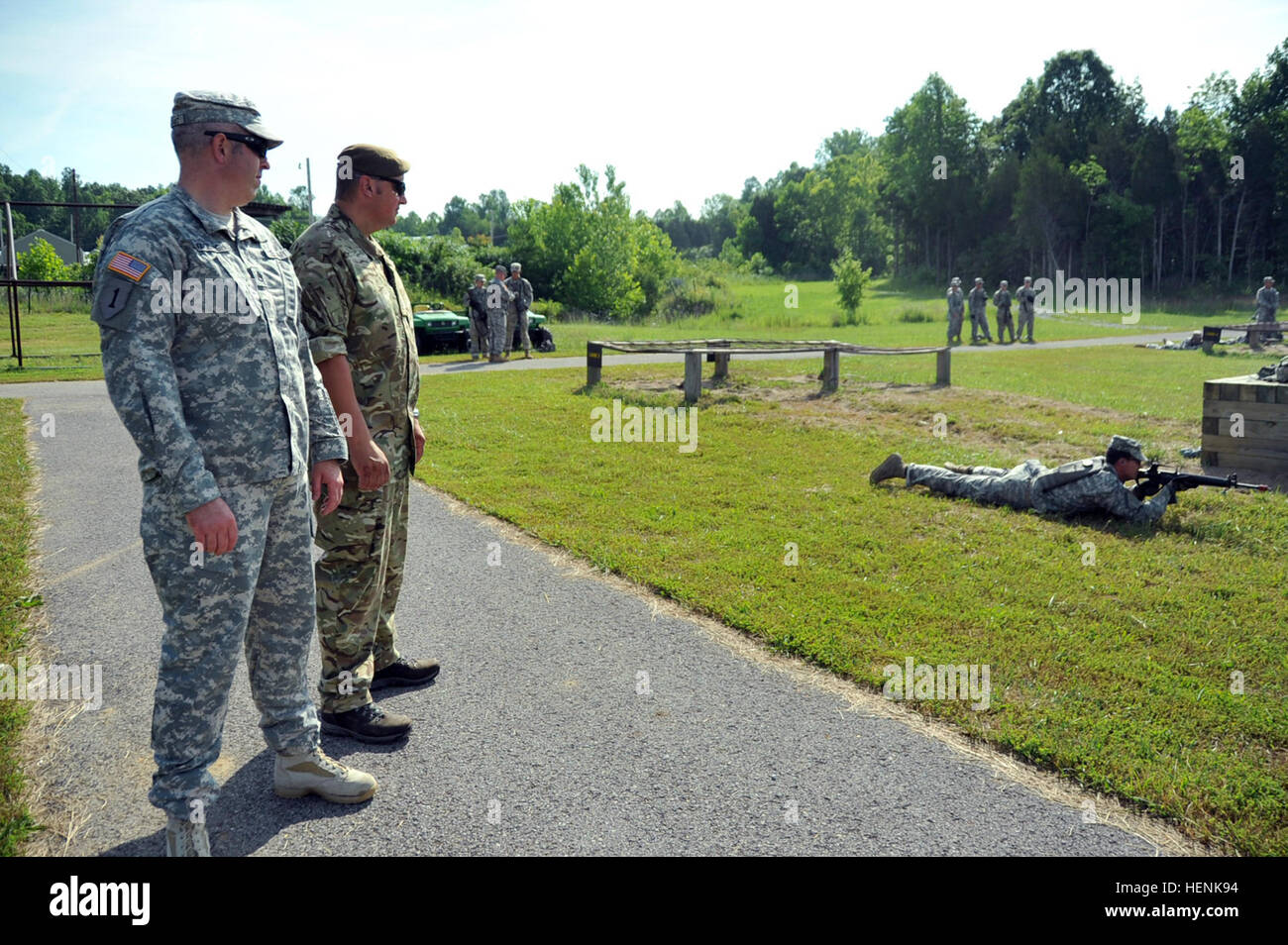 British military assault course hi-res stock photography and images - Alamy
