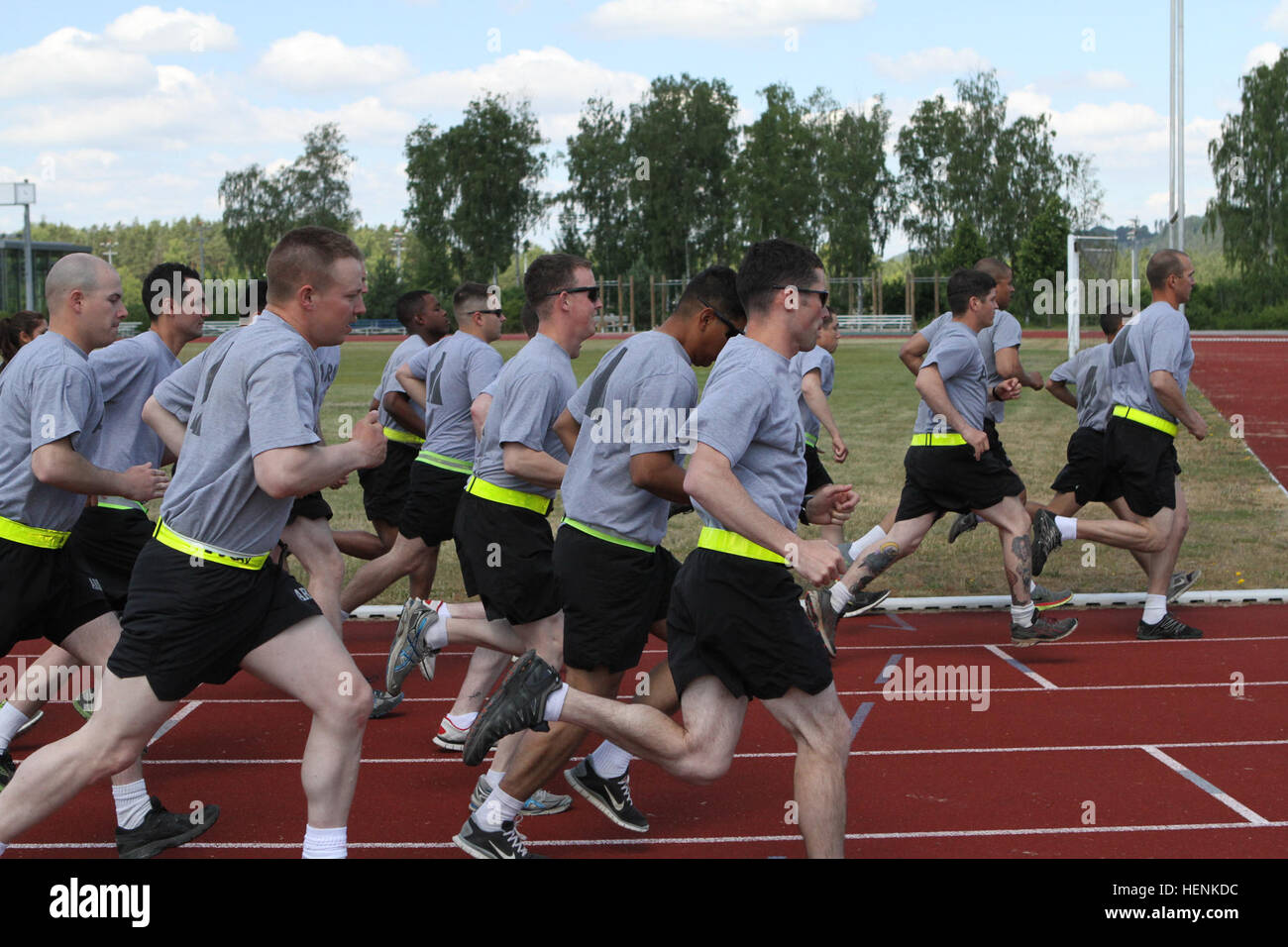 Soldiers from 1st Brigade Combat Team, 1st Cavalry Division participate ...