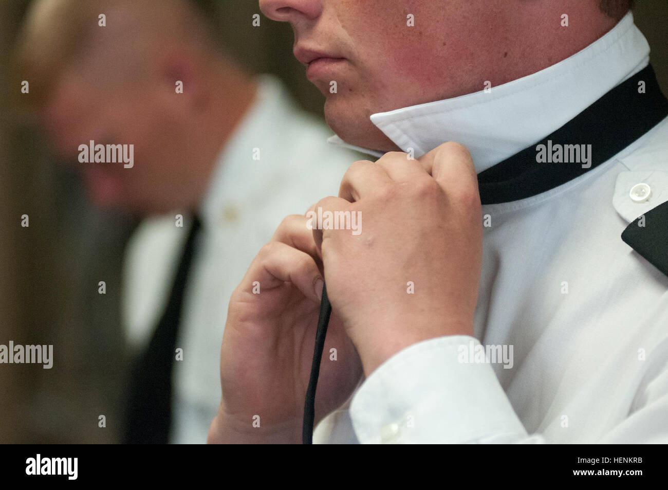 The army service uniform and the army physical fitness uniform hi-res ...