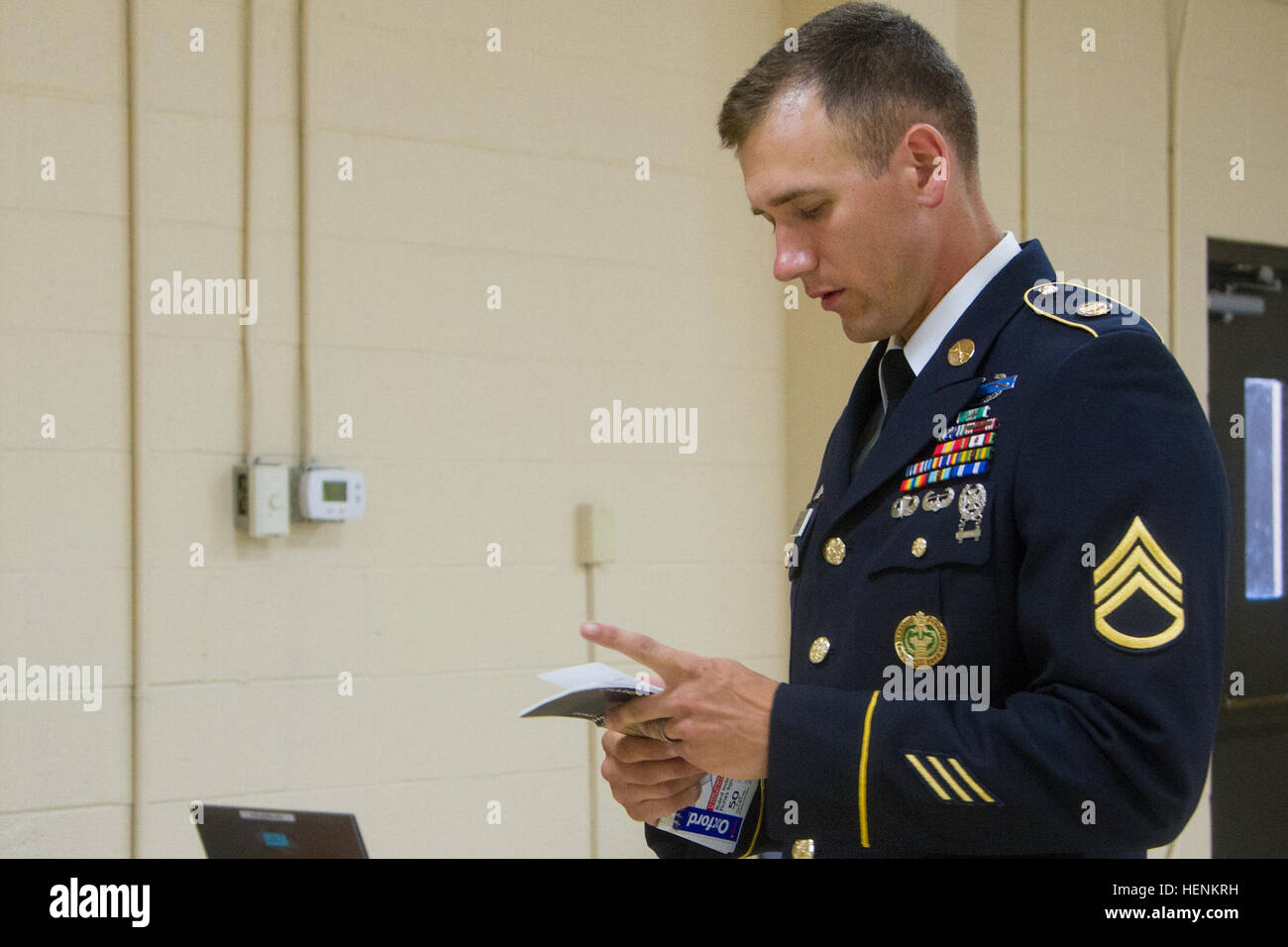 Staff Sgt. Robert Jones, an infantryman with the U.S. Army ...