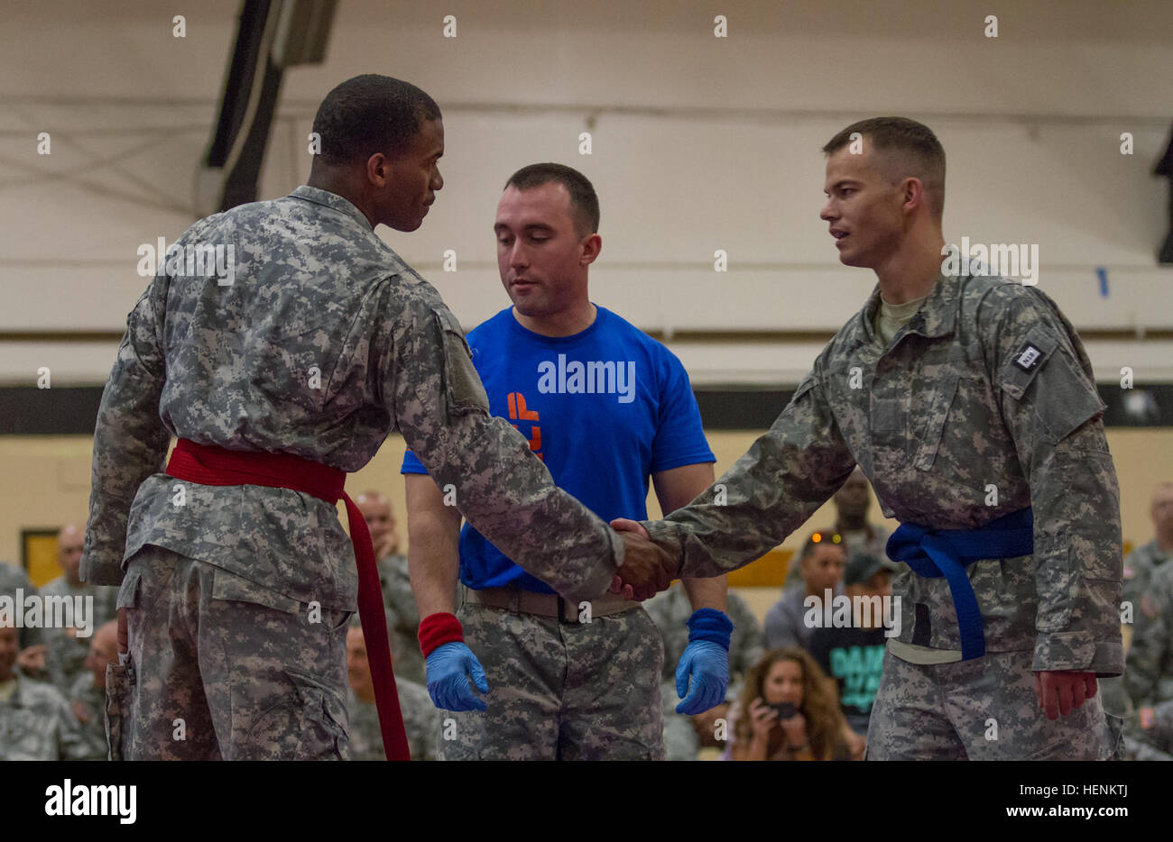 301st military police company hi-res stock photography and images - Alamy