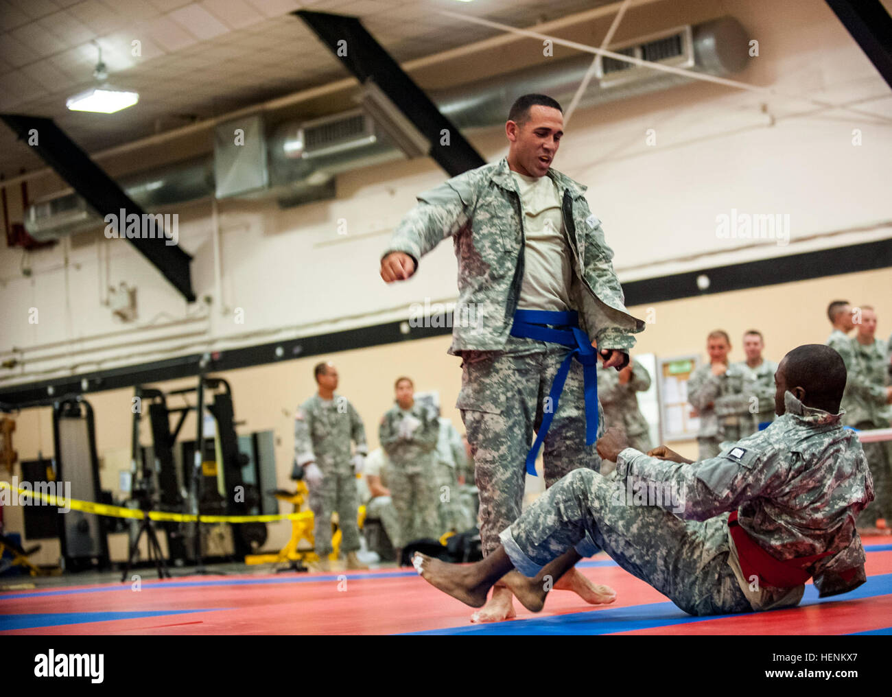 Jiu jitsu and soldiers hi-res stock photography and images - Alamy