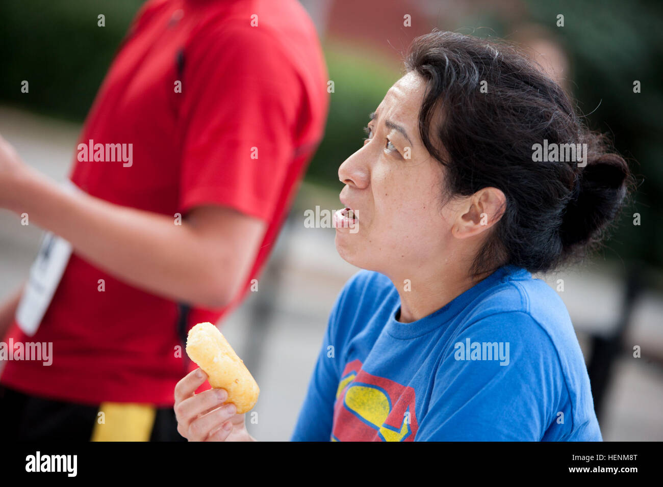Twinkie challenge hi-res stock photography and images - Alamy