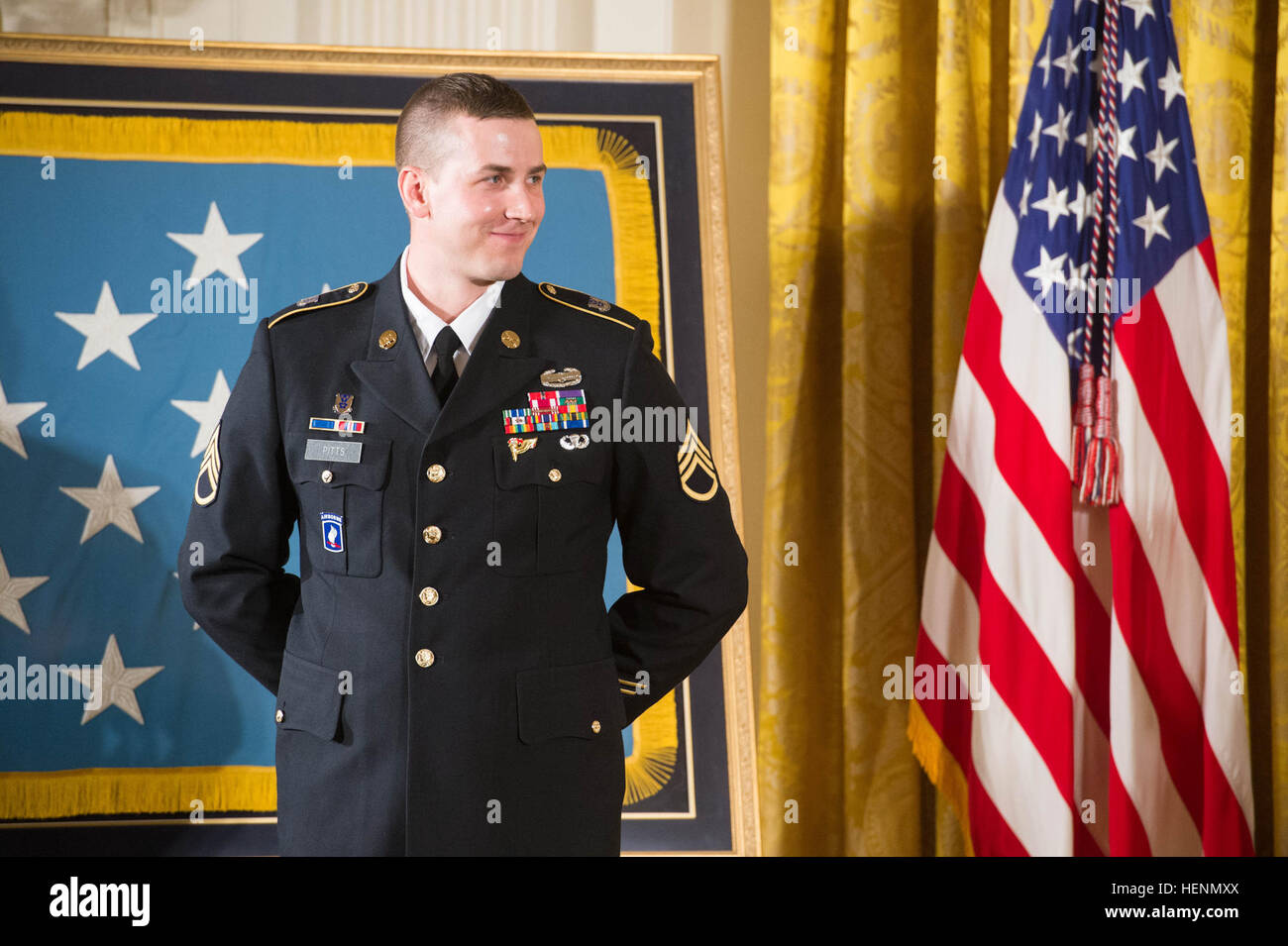 U s army staff sgt ryan pitts hi-res stock photography and images - Alamy