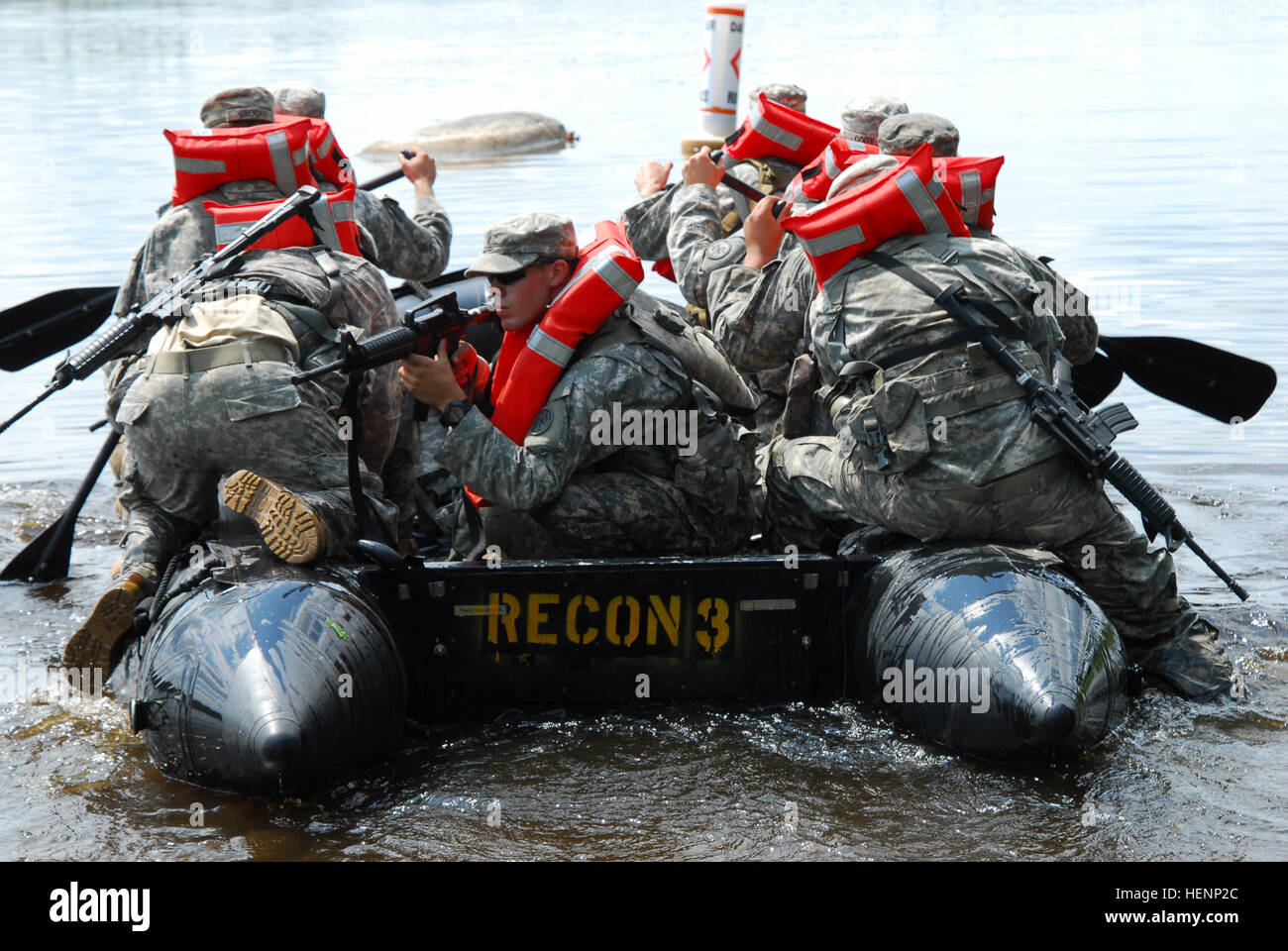 New York Army National Guard Soldiers of C Troop 2nd Squadron 101st ...
