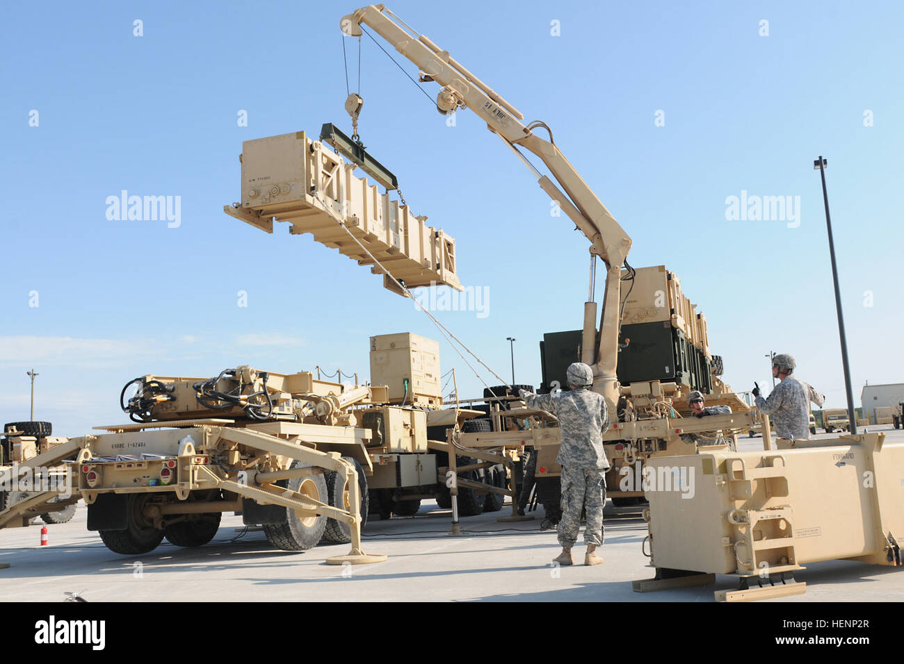 Soldiers with 69th Air Defense Artillery Brigade perform Patriot ...