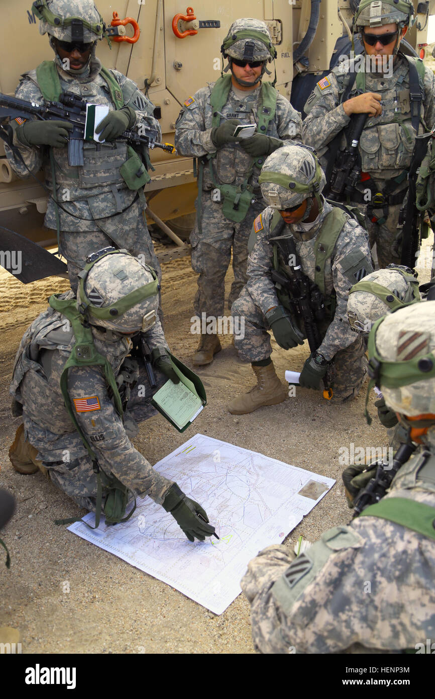 U.S. Soldier 2nd Lt. Eli Ellis with Alpha Company, 3rd Brigade Support ...