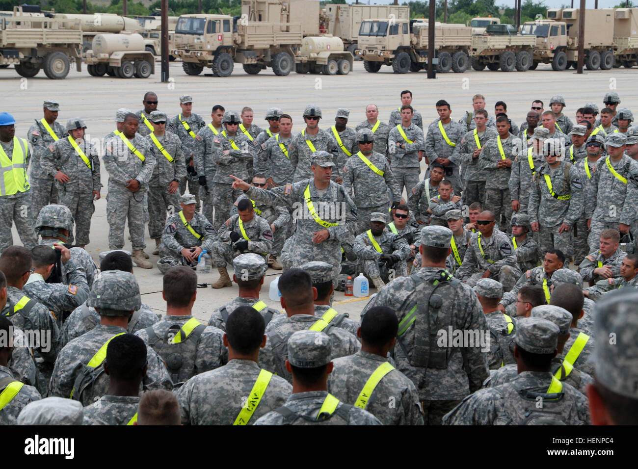 Col john digiambattista commander 1st hi-res stock photography and ...