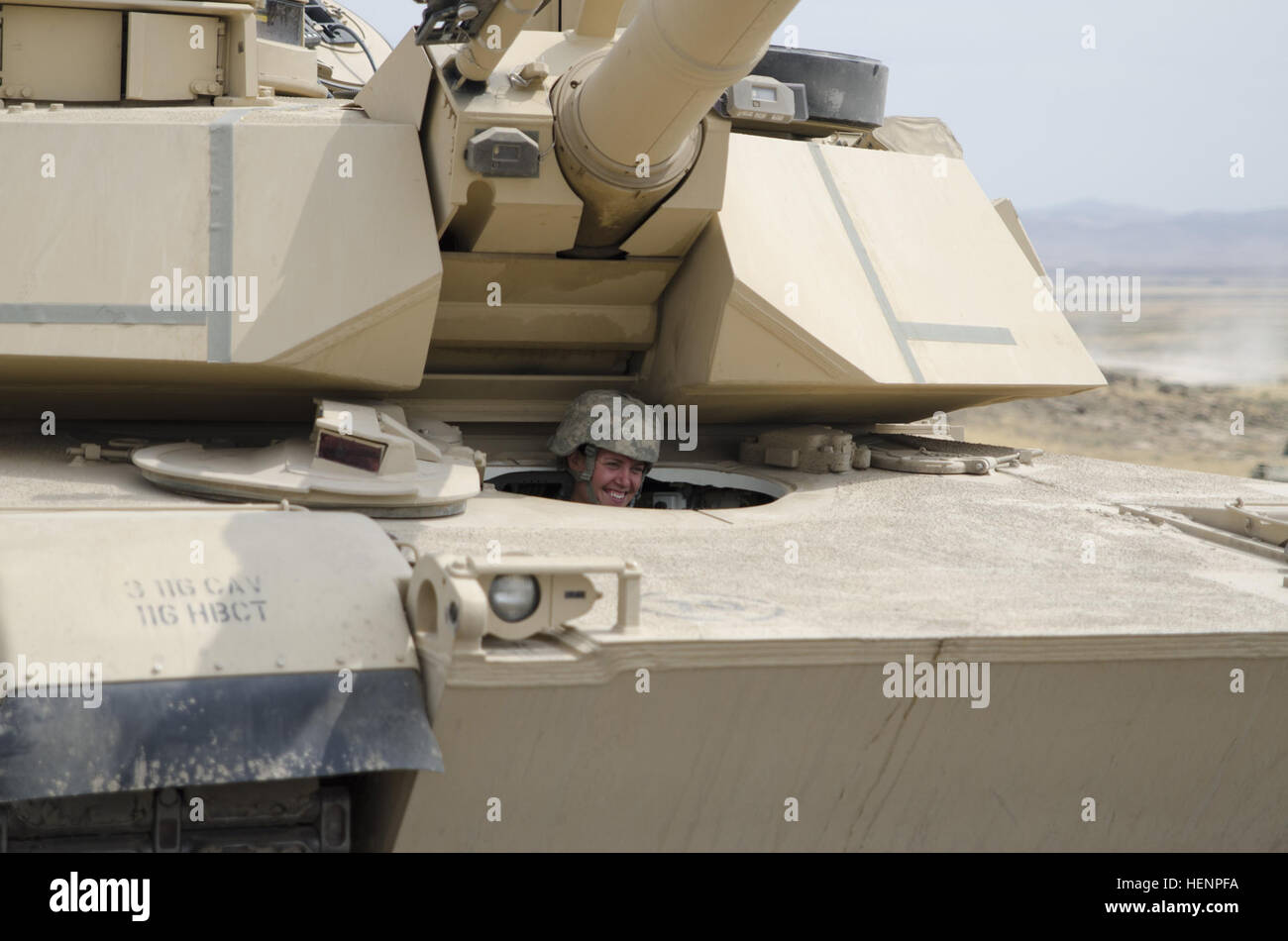 Army m1a2 tank soldier soldiers High Resolution Stock Photography and ...