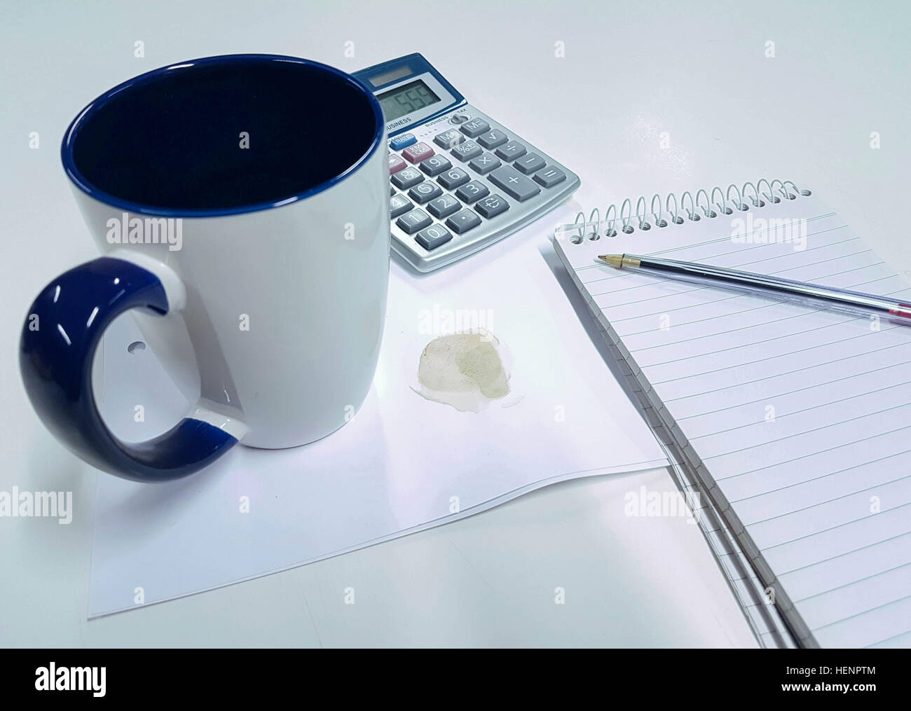 Office calculator book note pad pen hi-res stock photography and images ...