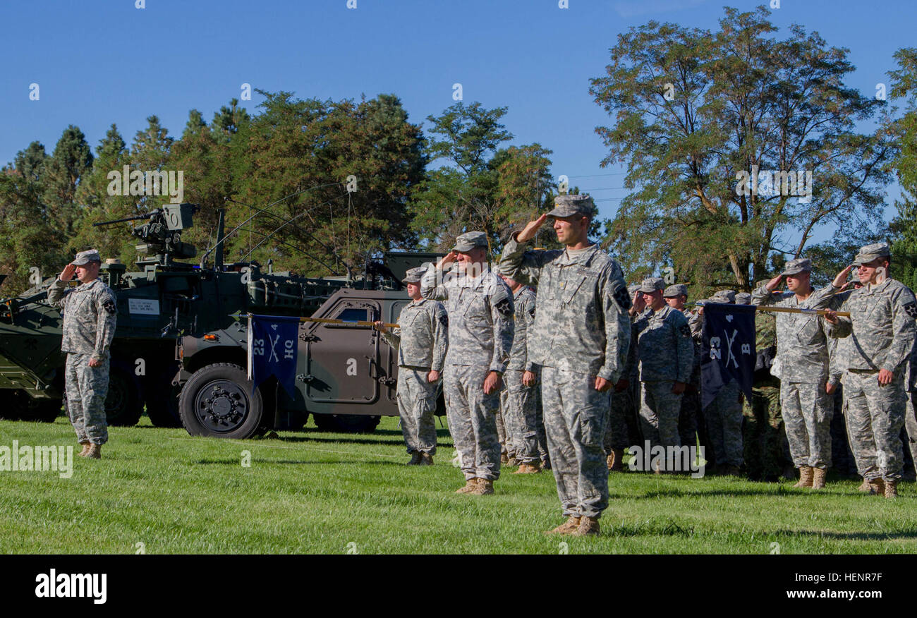 U.S. Soldiers assigned to 2nd Battalion, 2nd Brigade Combat Team, 7th ...