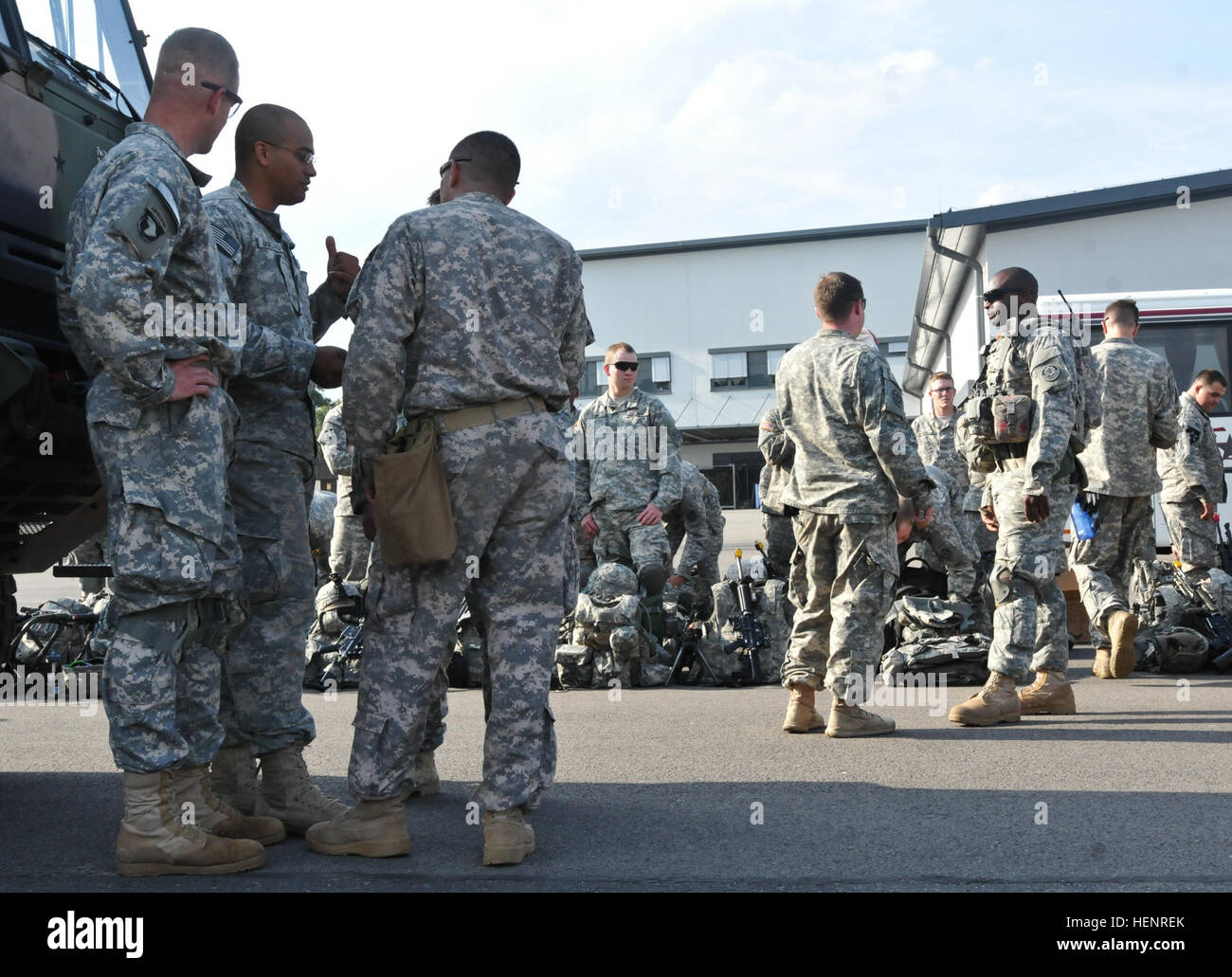 Leaders assigned to 3rd Platoon, Apache Troop, 1st Squadron, 2nd ...
