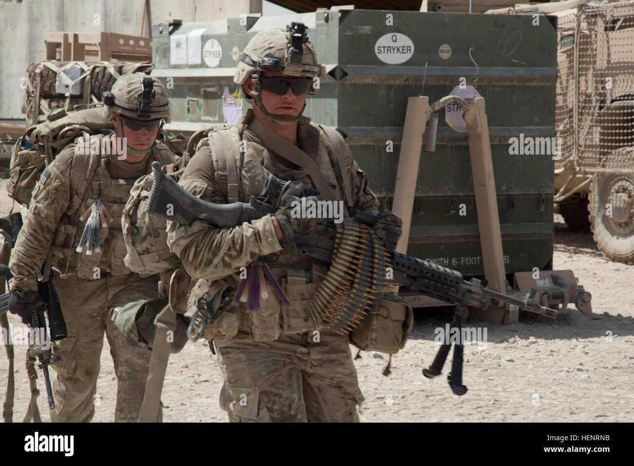 U.S. Army soldiers from Charlie Company 1st Battalion, 5th Infantry ...