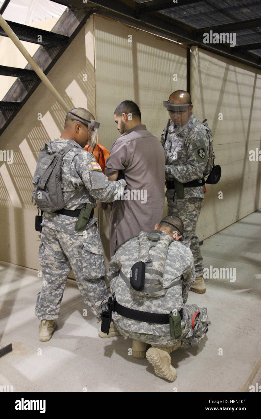 670th military police company hi-res stock photography and images - Alamy