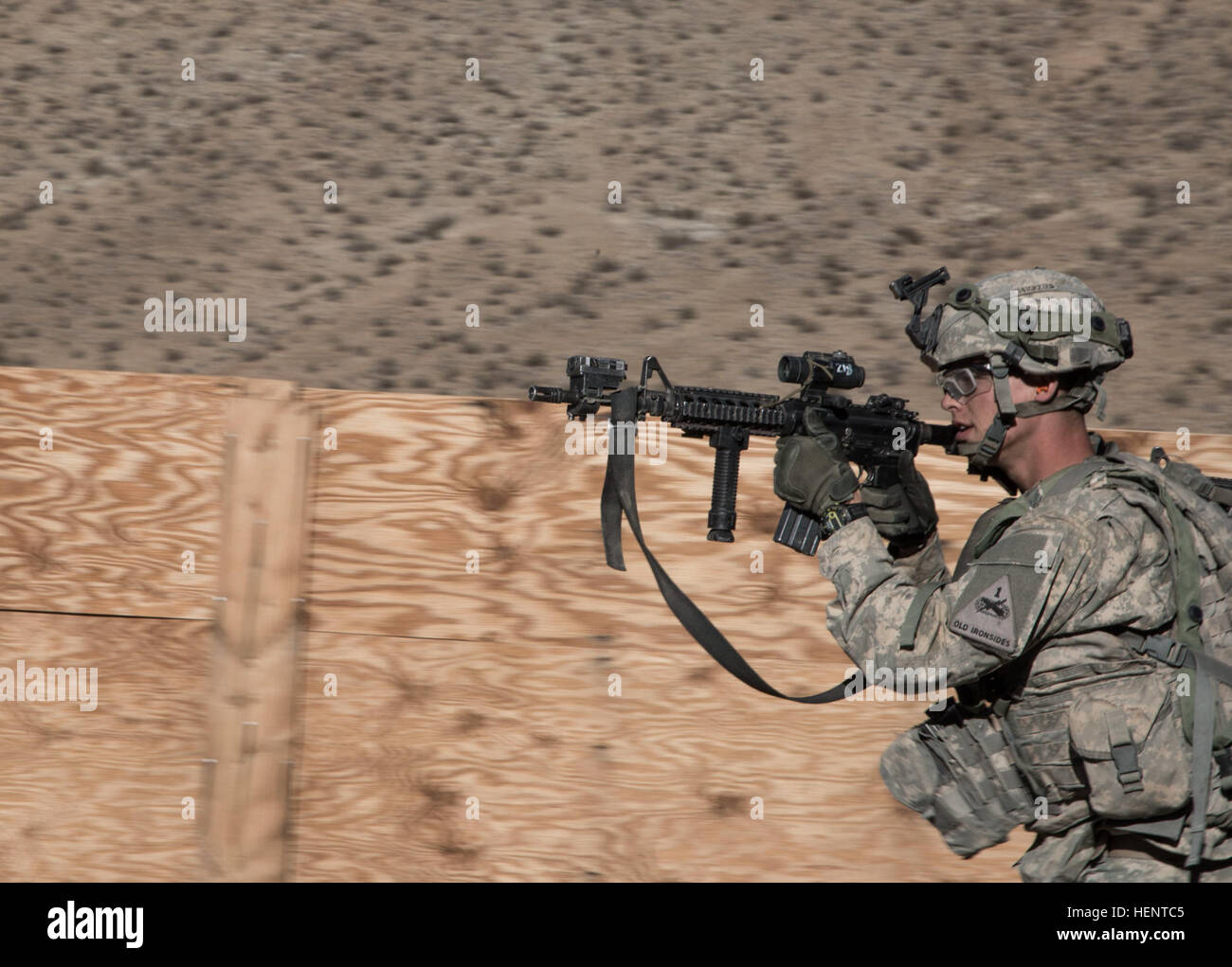 U.S. Soldiers, assigned to Alpha Company, 4th Battalion, 6th Infantry ...