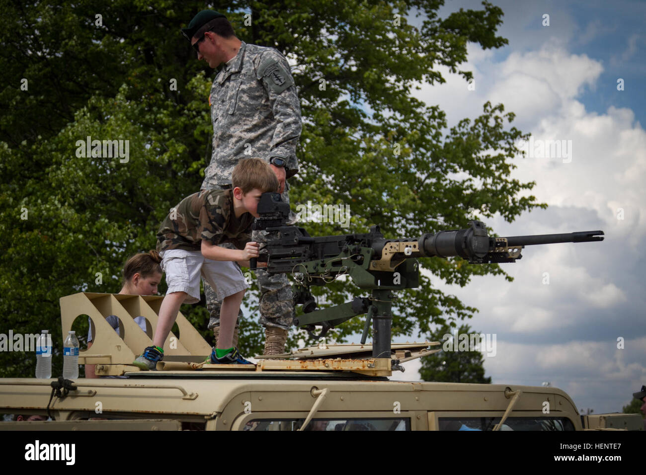 A Green Beret with the 5th Special Forces Group (Airborne) explains ...