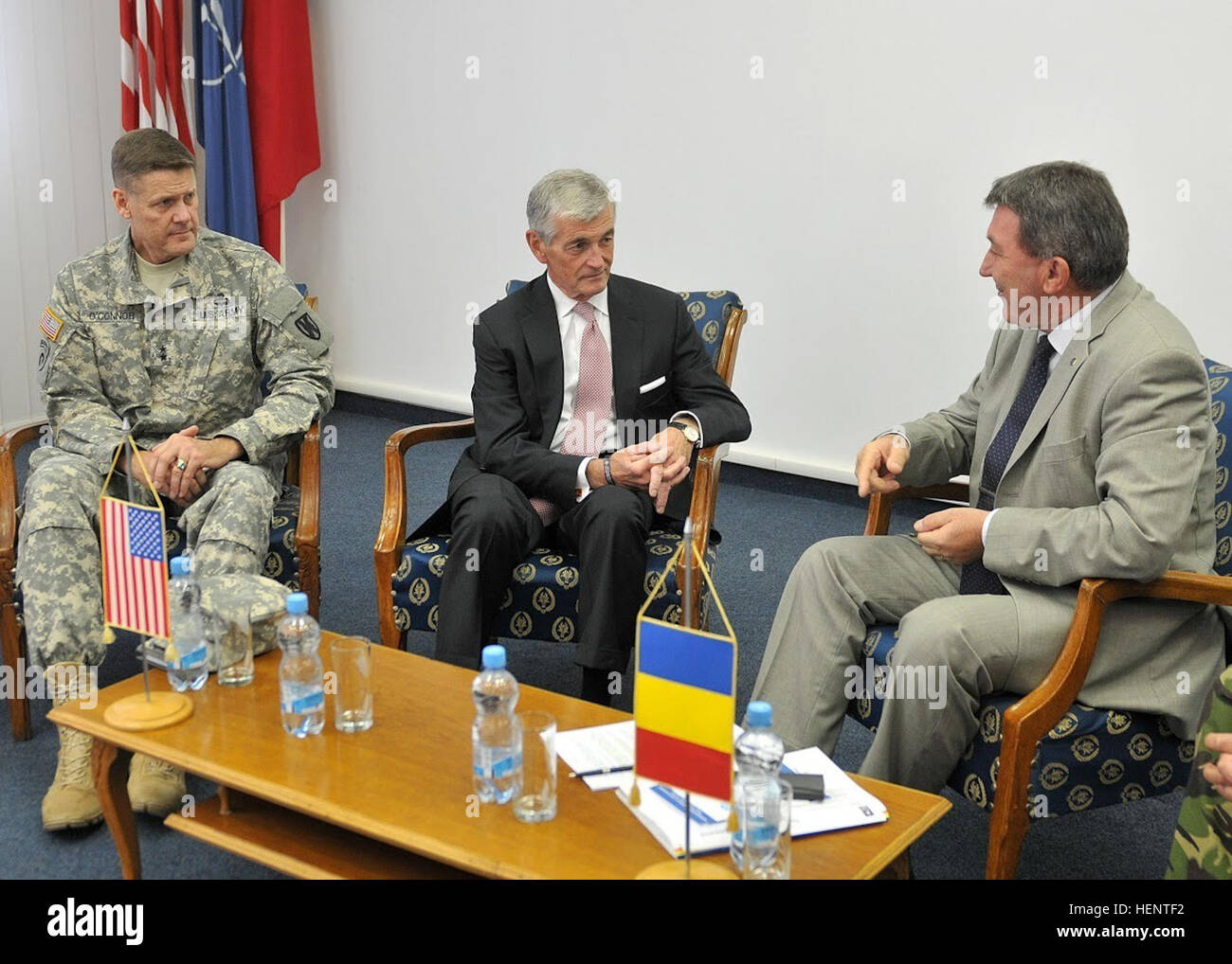 John McHugh (center), the secretary of the Army, and Maj. Gen. John R ...