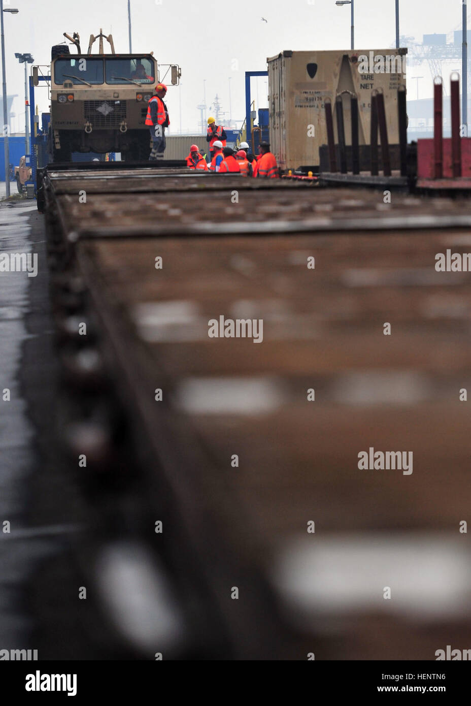 Dock rail ferries hi-res stock photography and images - Alamy