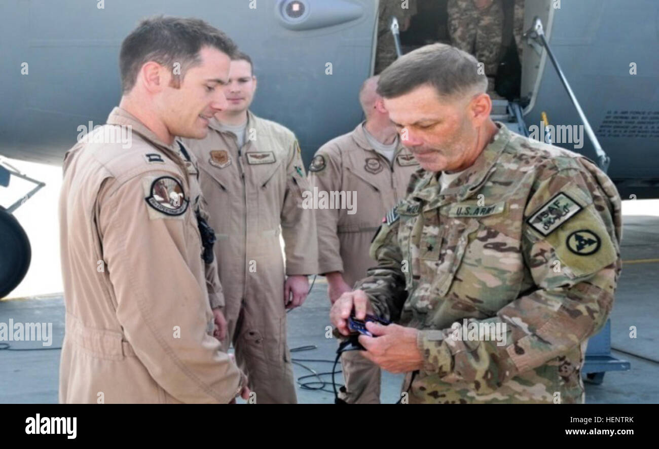Brig. Gen. Donnie Walker Jr., commanding general of the 3rd Sustainment ...
