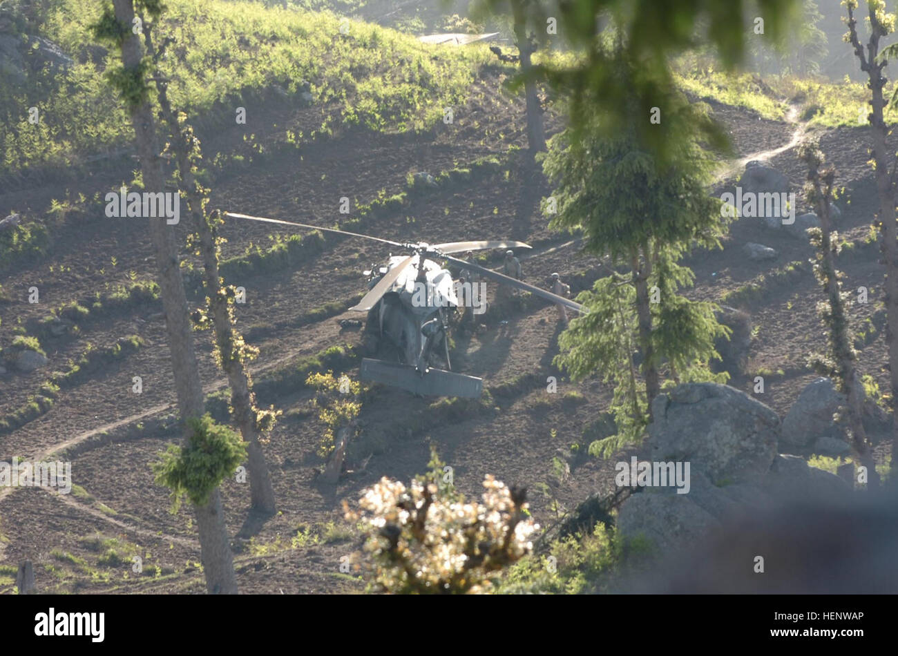 080511-A-4619A-252 - A U.S. Army DART Team (Downed Aircraft and Rescue ...