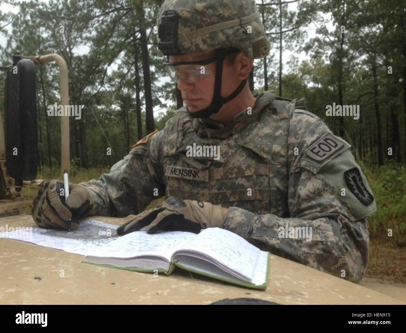 Staff Sgt. David Mensink from the Fort Benning, Ga.,-based 789th EOD ...