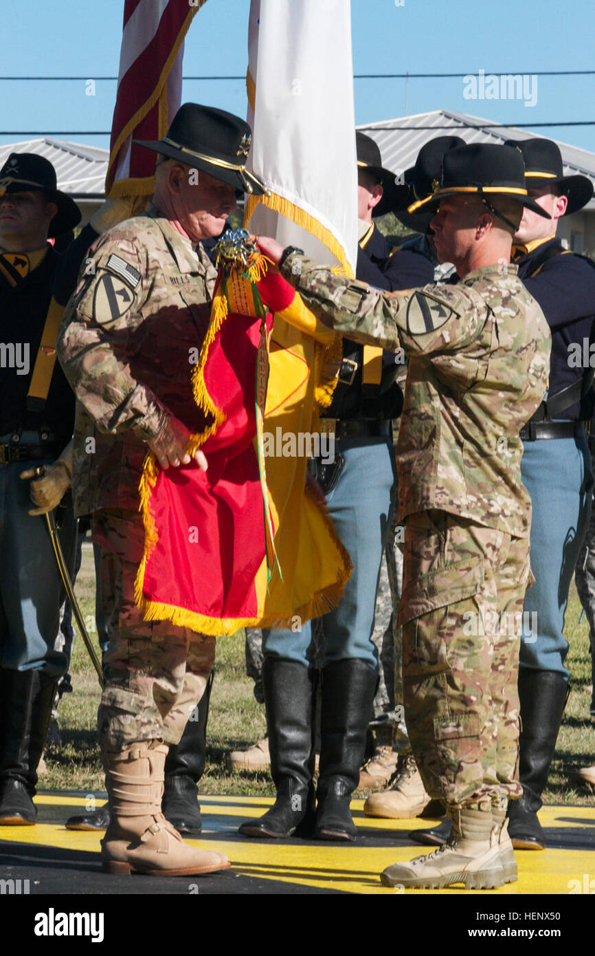 Maj. Gen. Michael Bills (left), commanding general, 1st Cavalry ...