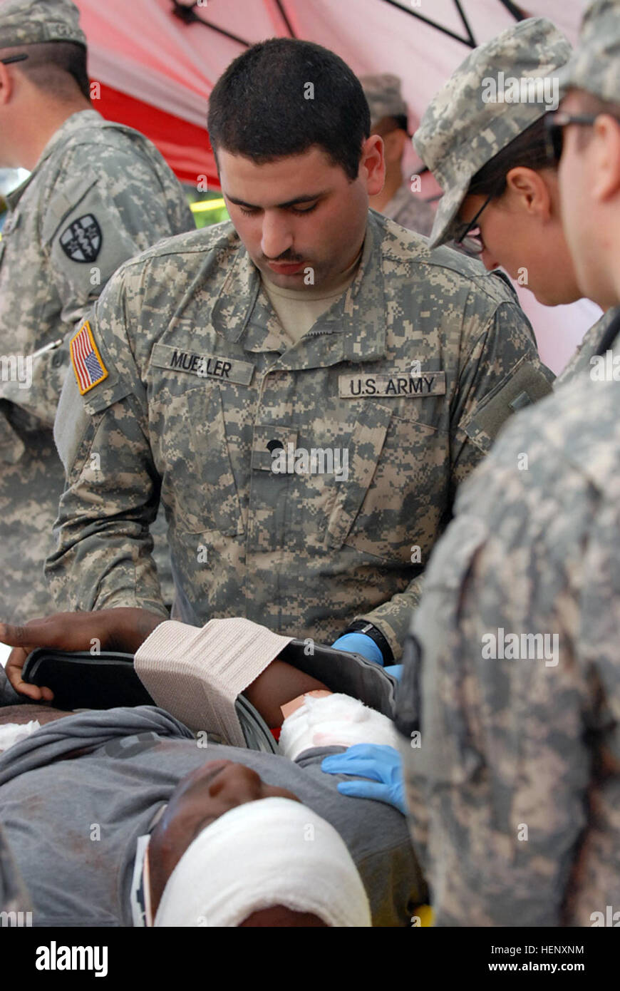 Army reservist support hi-res stock photography and images - Alamy