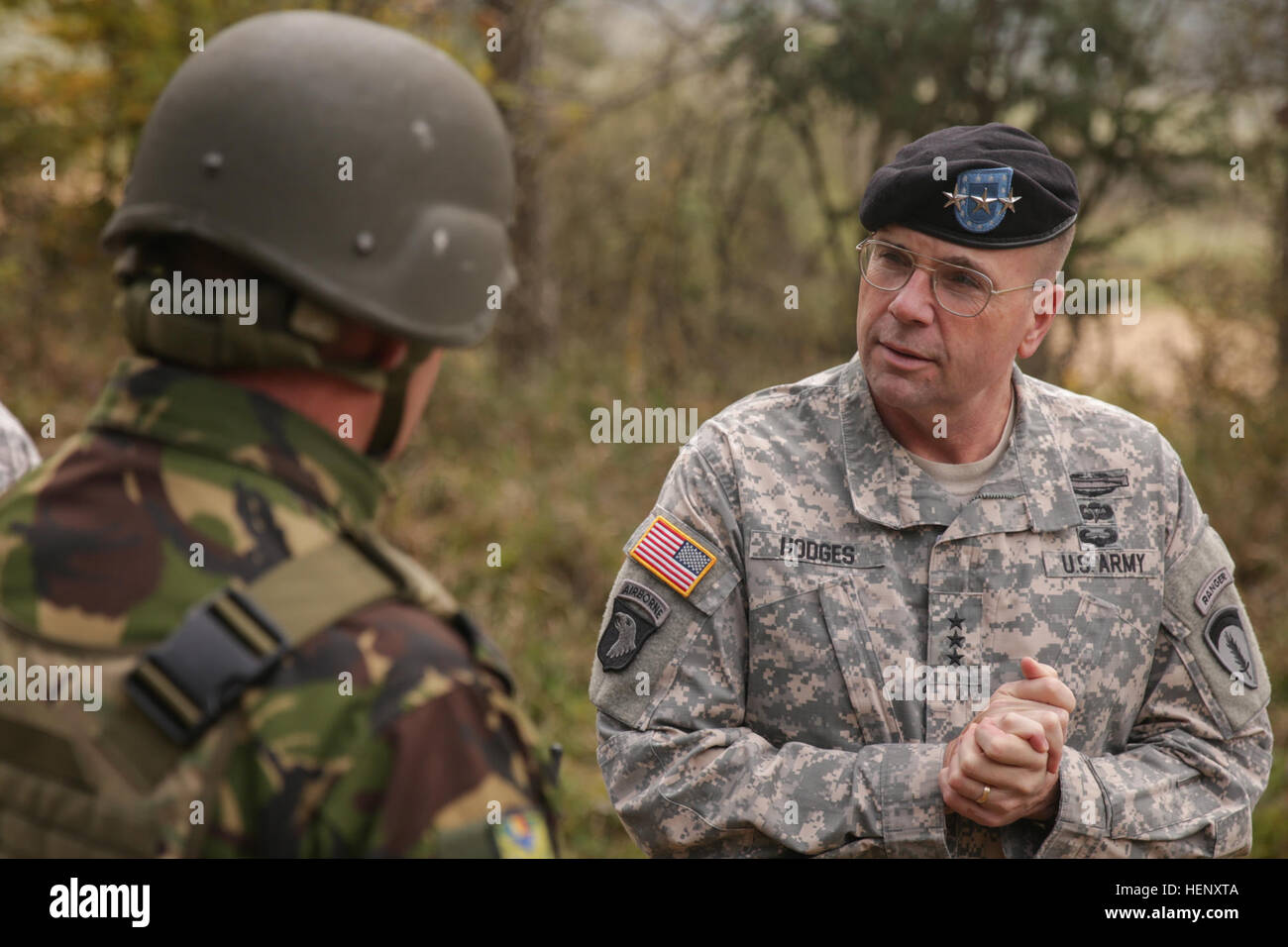 Lt. Gen. Frederick Hodges (right), former commander of NATO’s Allied ...