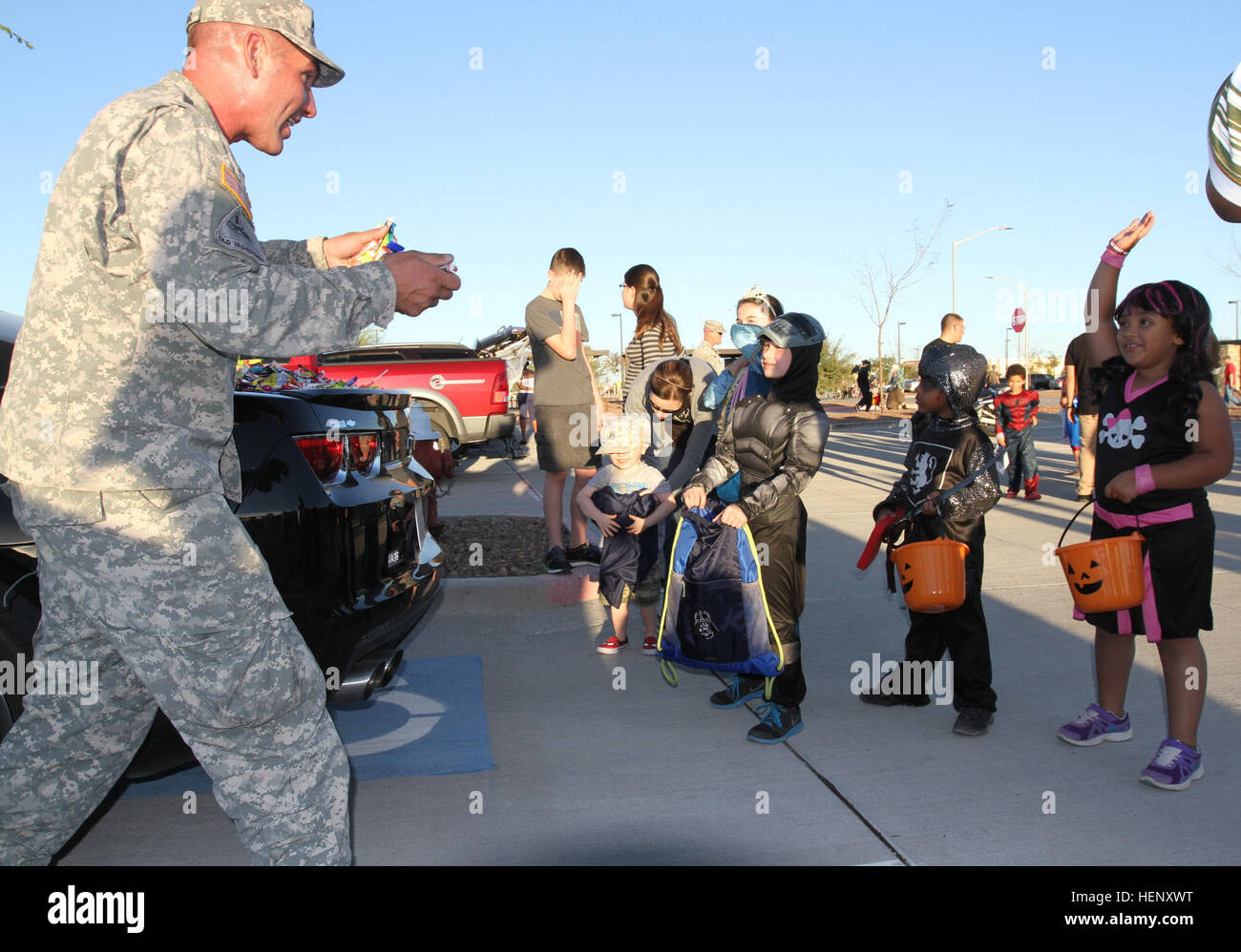 The 1st Armored Division Artillery hosts a Fall Fest at Fort Bliss ...