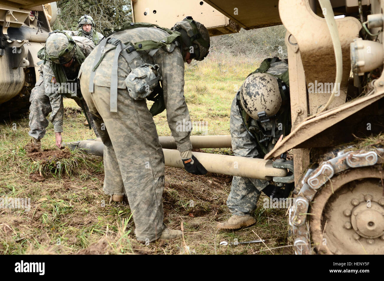 U.S. Soldiers with 1st Battalion, 82nd Field Artillery Regiment, 1st ...