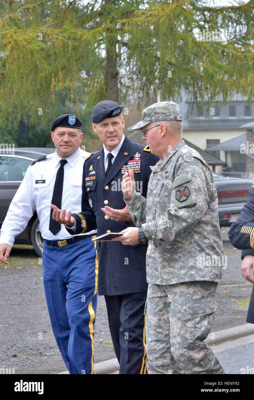 Col. Shawn Wells Jr. (right), commander, United States Army Garrison ...