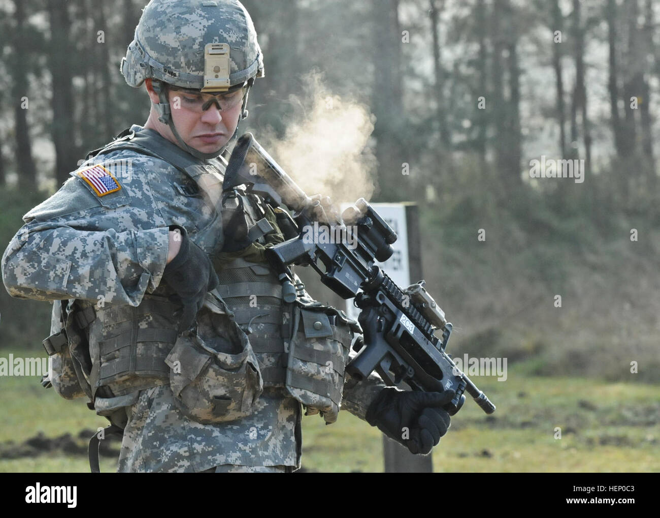 Dragoon Troopers assigned to 1st Squadron, 2nd Cavalry Regiment fire 40 ...