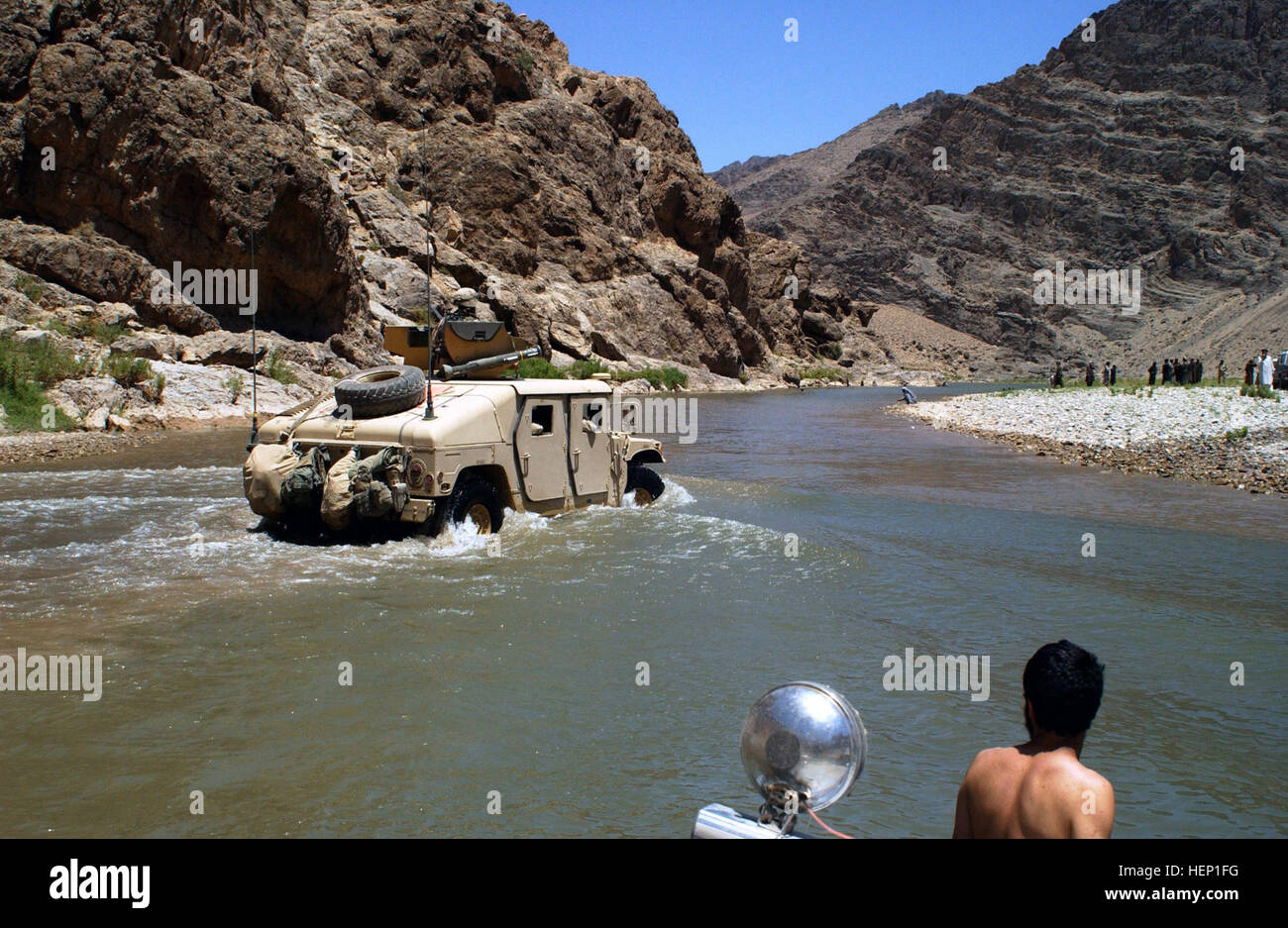 Humvee crossing hi-res stock photography and images - Alamy