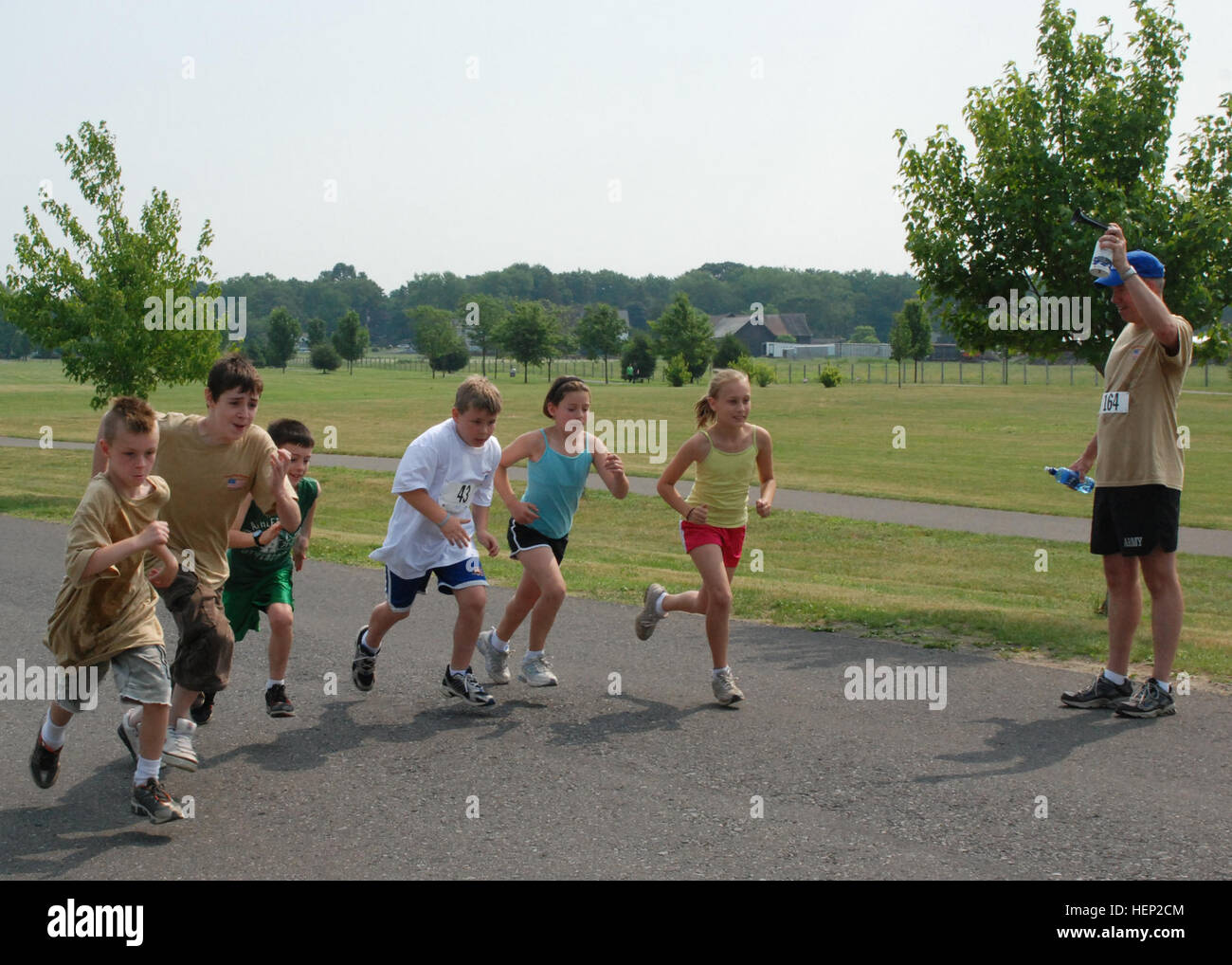 Children of New York National Guard personnel participated in a 1K run ...