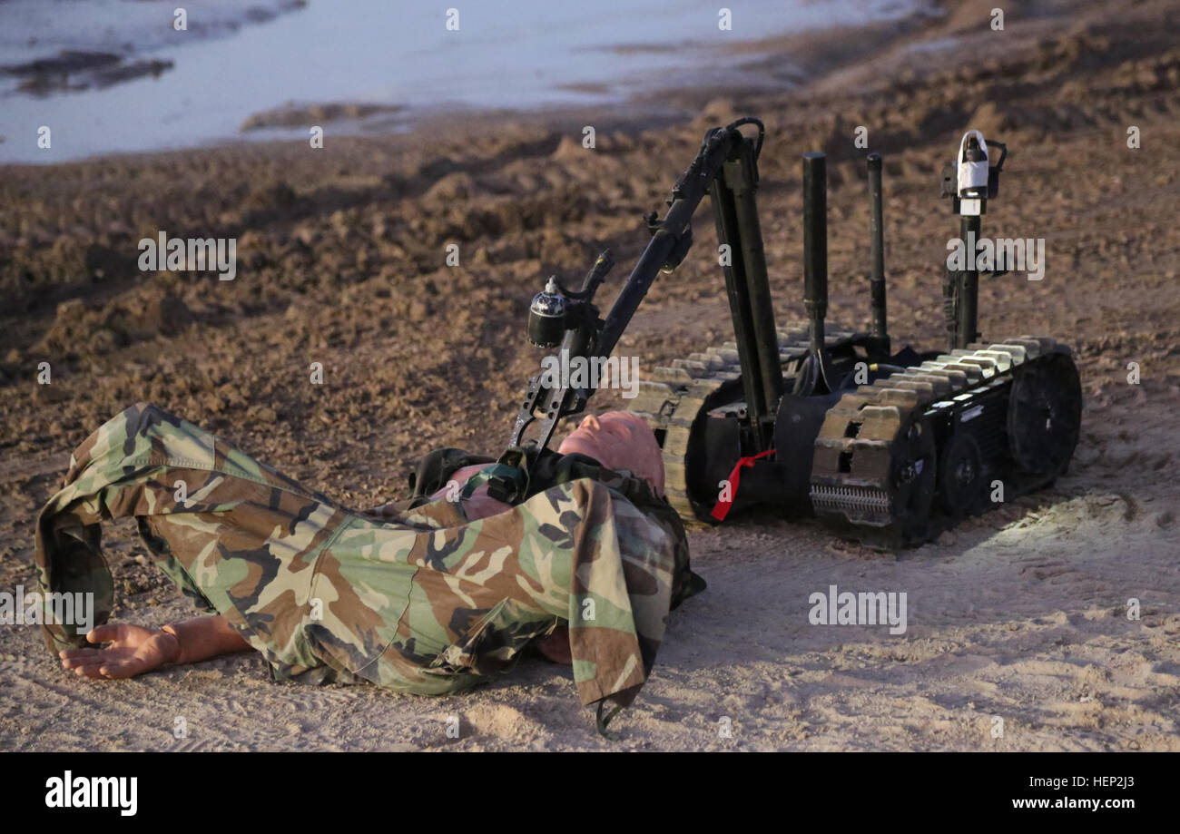 716th explosive ordnance disposal eod company hi-res stock photography ...