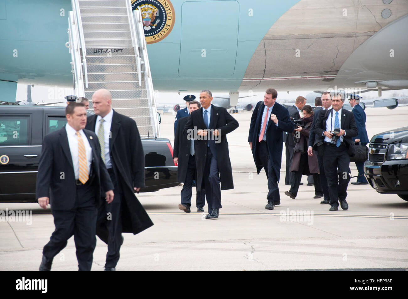 President Barack Obama departed Kansas aboard Air Force One from Forbes ...