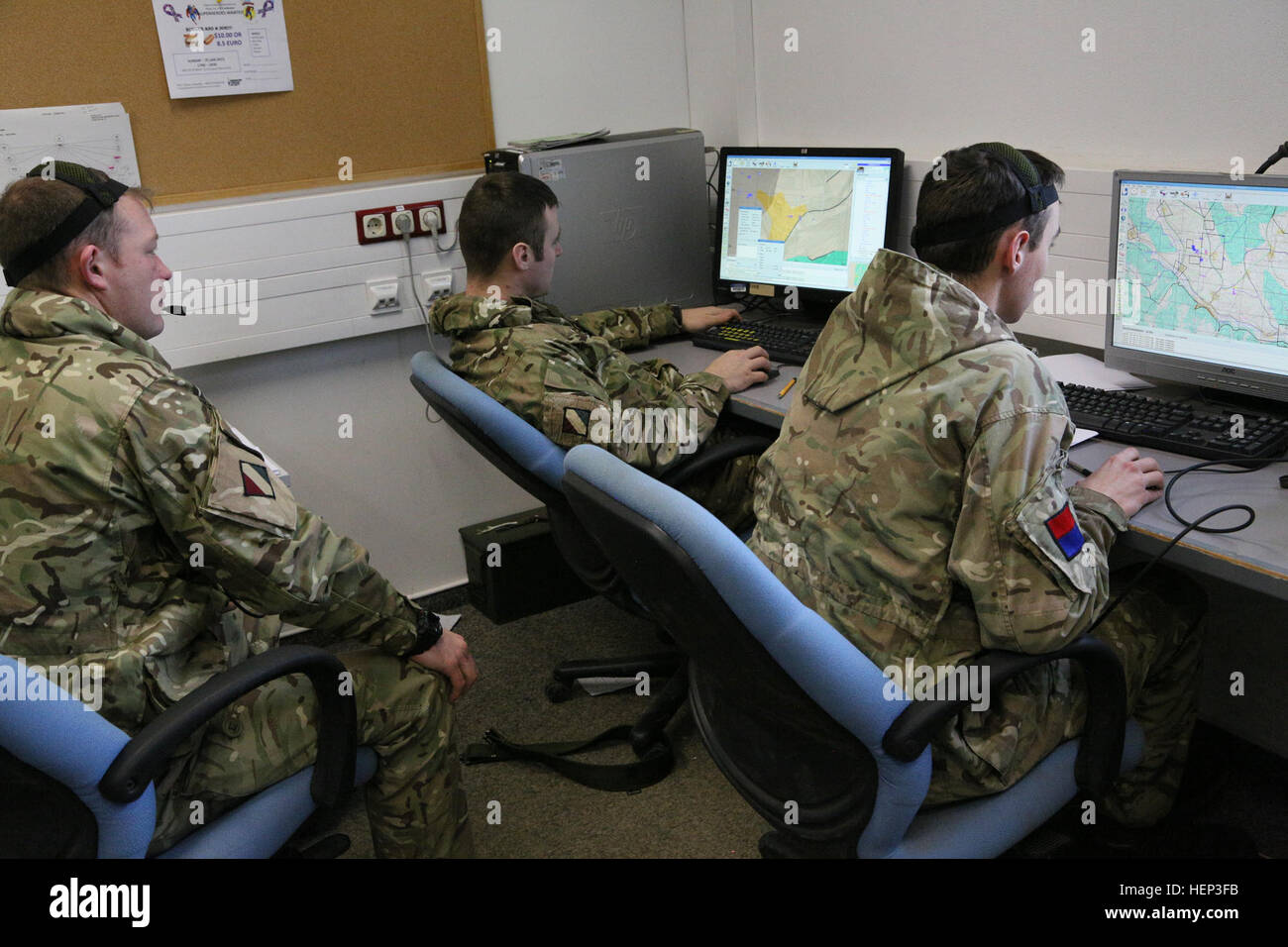 British Army soldiers of 1st Battalion, The Mercian Regiment conduct ...
