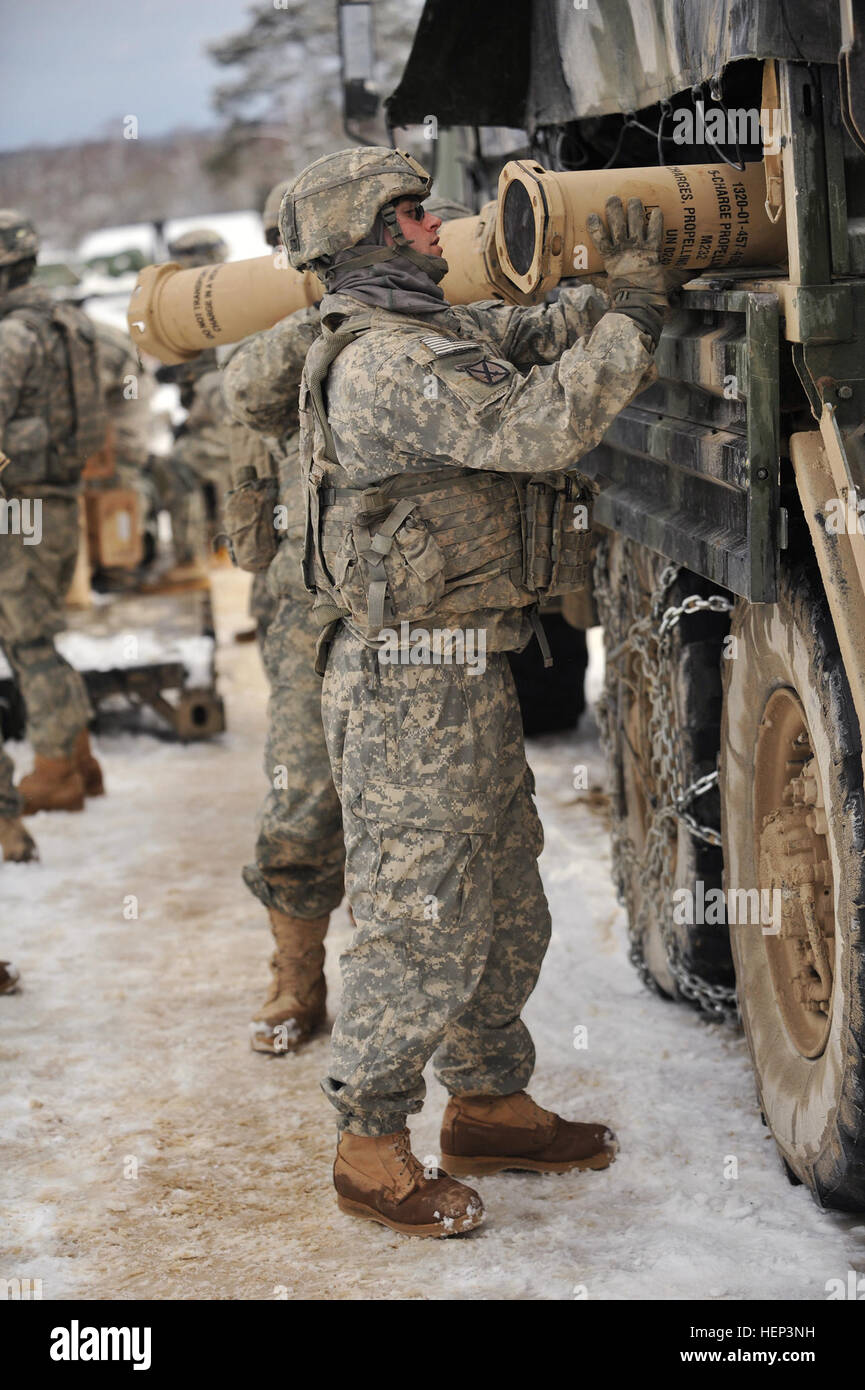 Troopers from C Battery, Field Artillery Squadron, 2nd Cavalry Regiment ...