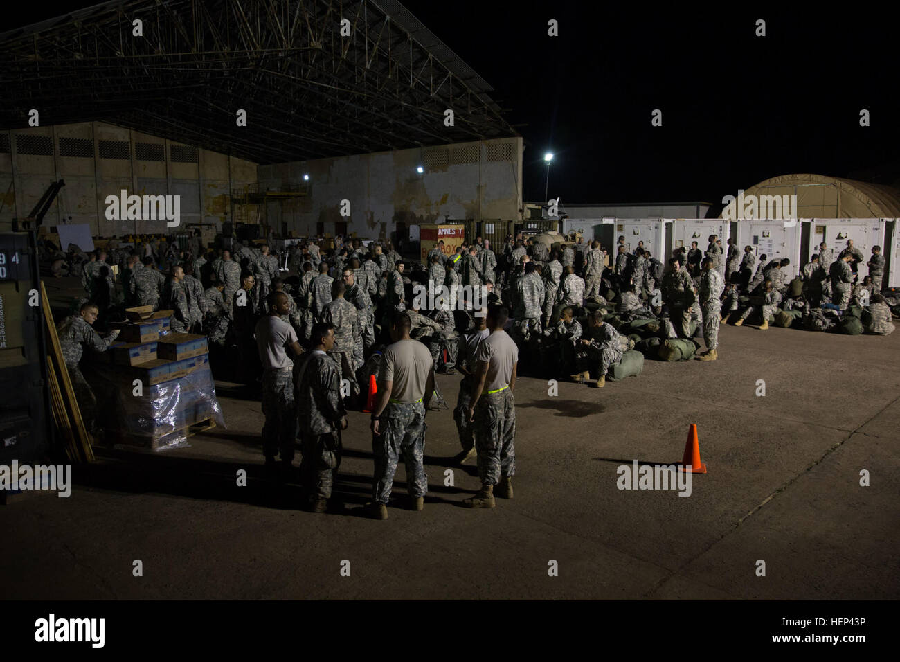 Service members deployed in support of Operation United Assistance go ...