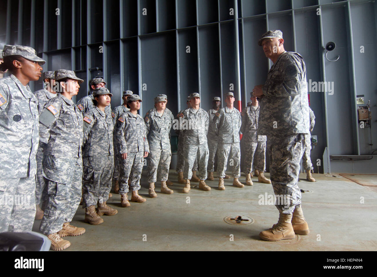 The Army Chief of Staff visits LSV-7 at Joint Base Pearl Harbor-Hickam ...