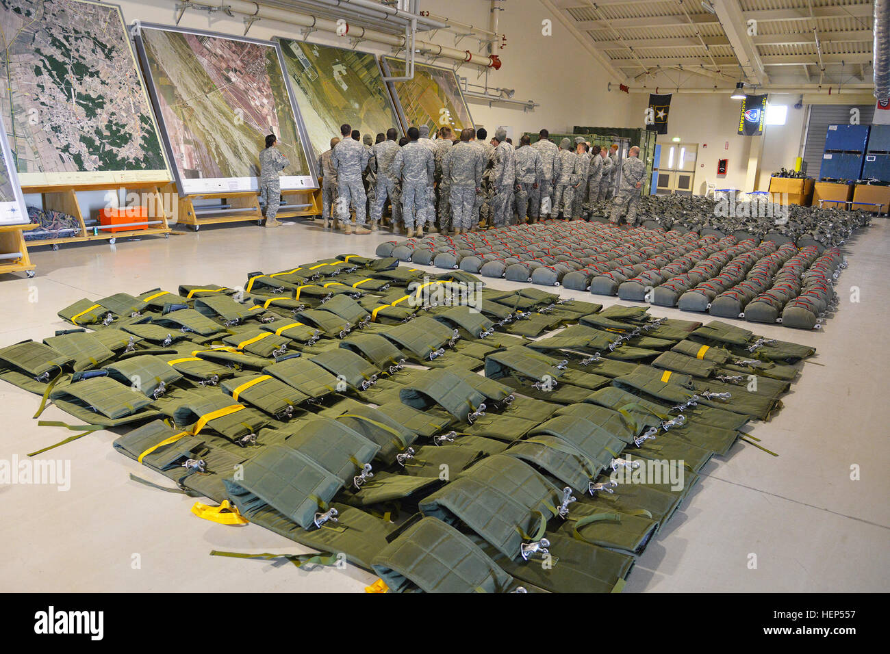 Italian military base of support hi-res stock photography and images ...