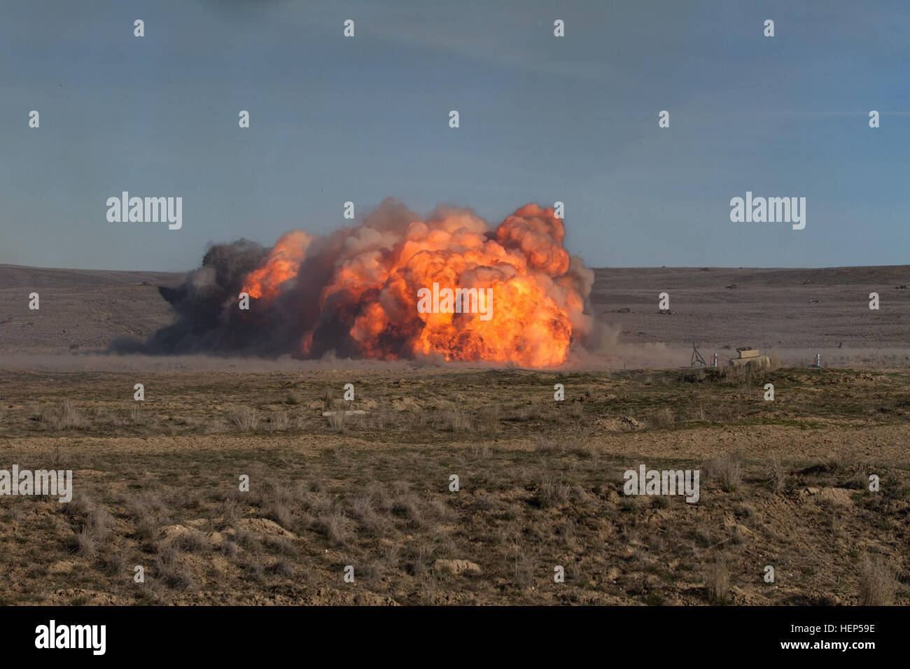 U.S. Army Soldiers from the 571st Sapper Company, 864th Engineer ...